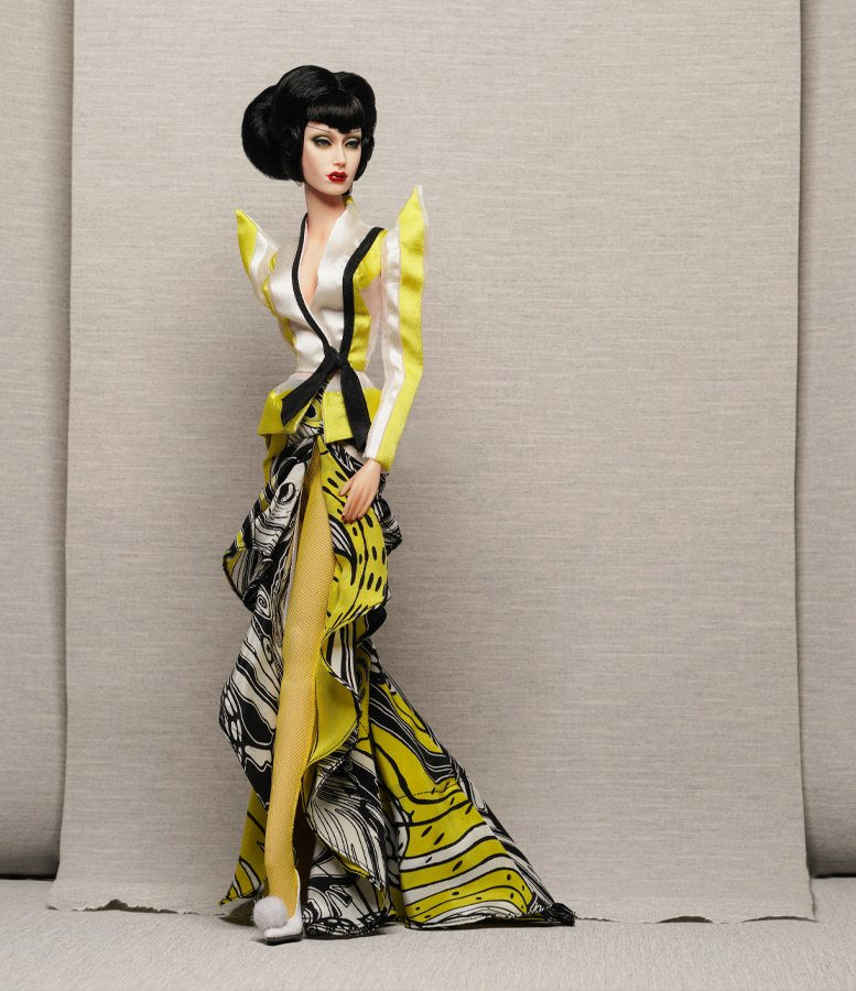 STUDIO PIECES – Superdoll